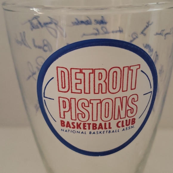 NBA | Dining | Nba Vintage Detroit Pistons Beer Glasses Set Of 2 | Poshmark